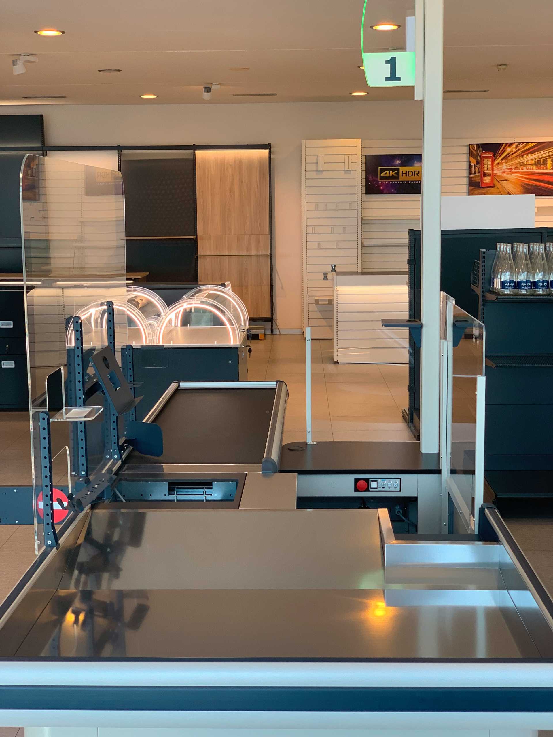 CAISSE CHECK-OUT – Quickly International